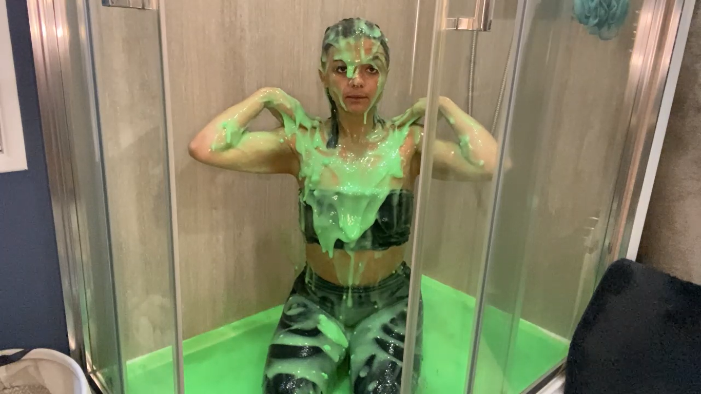 Mils' Mega Gunging - OnlyWAM - Wet and Messy Creator Community